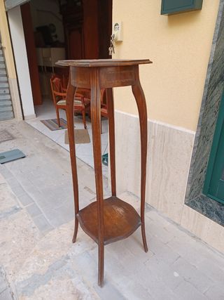 colonna in legno