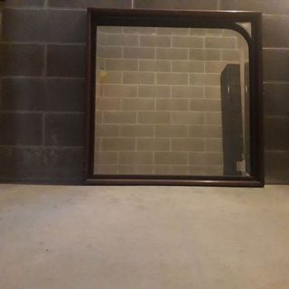 Specchio con cornice in legno massello