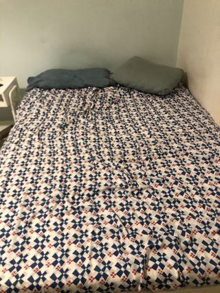 Almhoada, Edredon y Sabanas