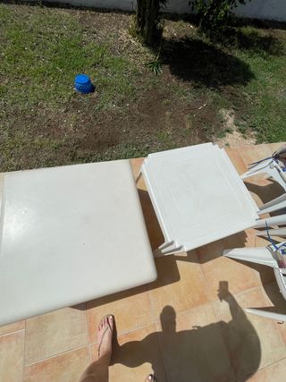 Mesa auxiliar jardín