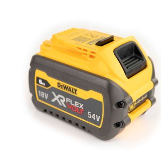 BATTERIA DEWALT XR FLEXVOLT 54V 6AH DCB546