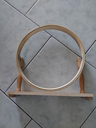 Telaio da ricamo in legno