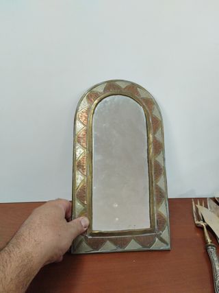 Vecchio specchio etnico rame ottone