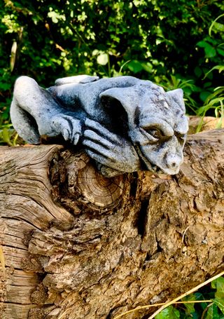 Gargoyle gotico in pietra