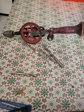 trapano manuale vintage