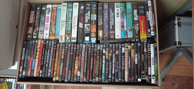 DVDs VHS CDs de segunda mano por 1 EUR en Guadalajara en WALLAPOP