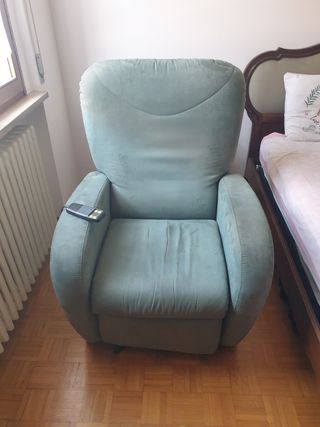 Poltrona reclinabile elettrica