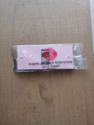 inserto per copri interruttore