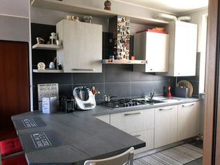 cucina modello wood, marca arredo 3, con penisola