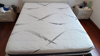 Materasso matrimoniale e rete