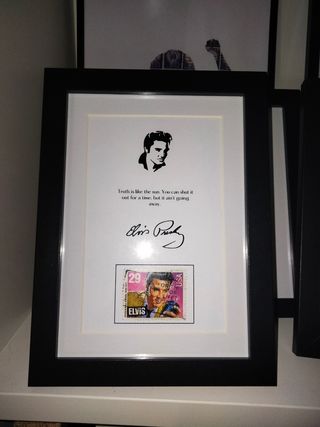 Elvis Presley Quadro con francobollo e citazione