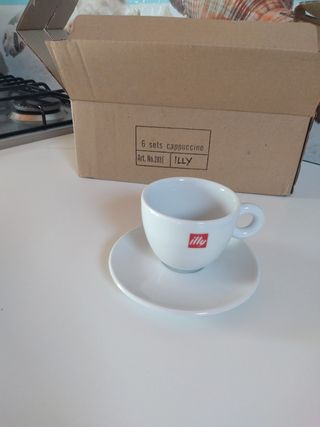 Tazze cappuccio  Illy