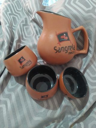 Vintage pottery set.