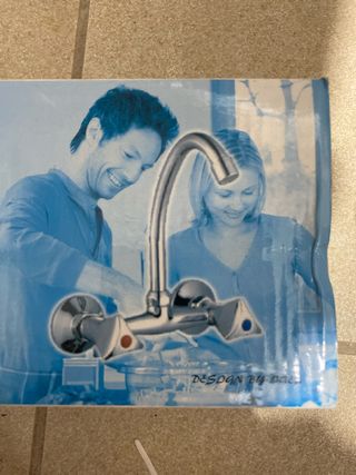 Rubinetto nuovo sigillato