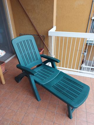 Lettino prendisole plastica regolabile e pieghevol