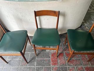 Set di tre sedie svedesi in teak con rivestimento