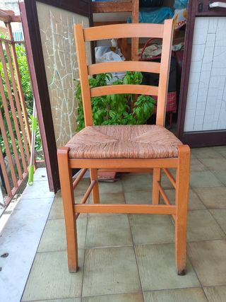 Sedia con seduta in paglia