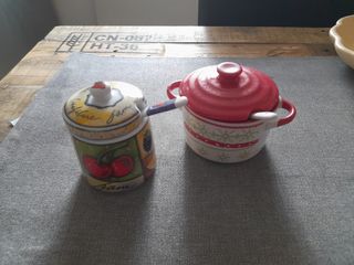 Zuccheriera e contenitore per marmellata