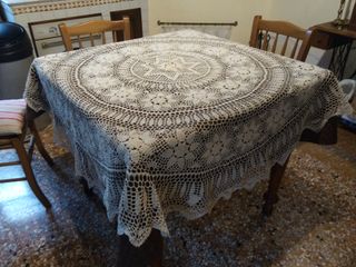 Copritavolo uncinetto ecrù cm 170 diametro