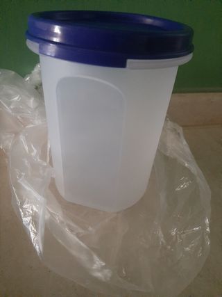 Contenitore tupperwere