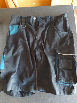 Pantaloni corti da lavoro