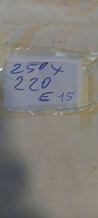 stoffa grezza in canapa