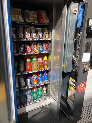 Distributore automatico Adimac blindato