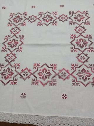 Tovaglietta tirolese a mano