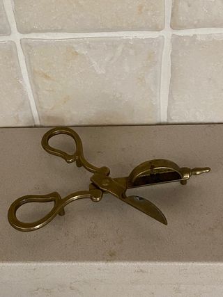 Antiche forbici ottone spegni candela