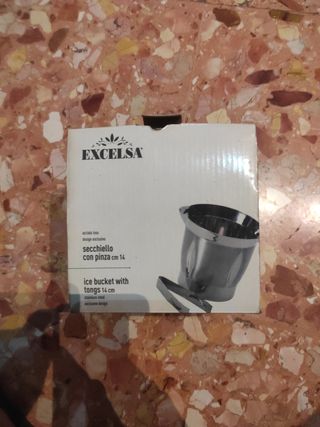 secchiello del ghiaccio