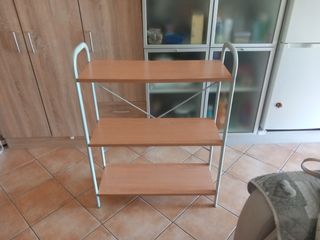 Scaffale in legno e metallo con 3 piani