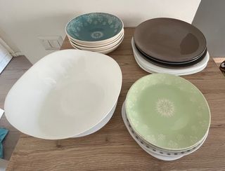 PIATTI, POSATE, TOSTAPANE, STENDINO