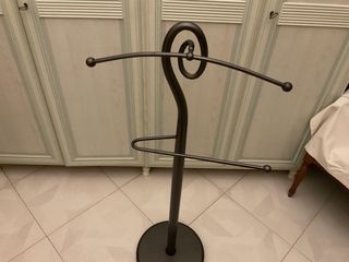 UOMOMORTO FERRO PIENO BATTUTO