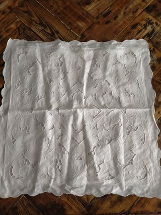 copricuscino ricamato