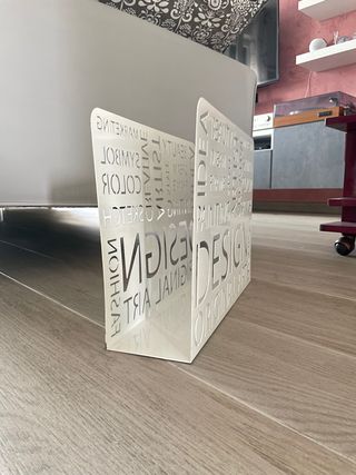 Portariviste moderno