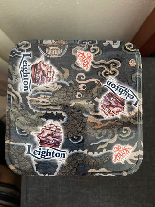 Contenitori di latta