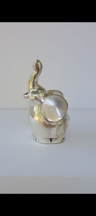 Elefantino portafortuna in metallo argentato