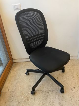 Reclining desk chair