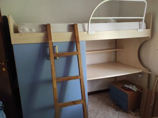 letto a soppalco con scrivania