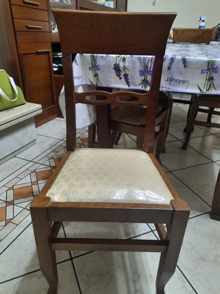 tavolo soggiorno con sedie