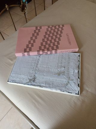 completo letto matrimoniale ricamato