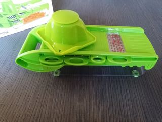Grattugia Mandolina Multifunzione 5 lame
