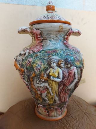 vaso ceramica Capodimonte