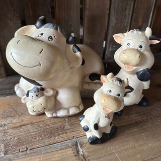 Set di mucche di terracotta