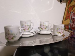 set 4 tazzine  caffè  di porcellana