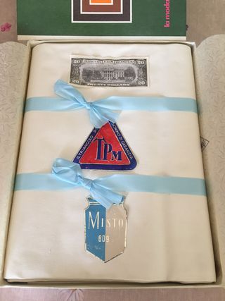 Tessuto per lenzuolo matrimoniale