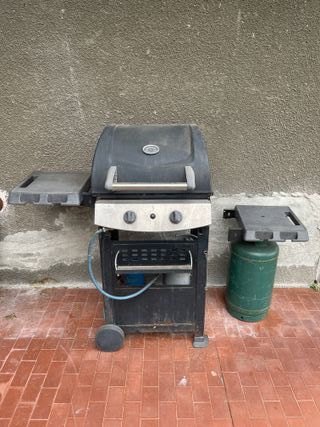 Barbecue MCZ gas e lava con 3 bombole