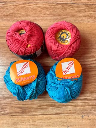 4 gomitoli 100% cotone