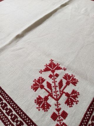 Tovaglietta tirolese a mano