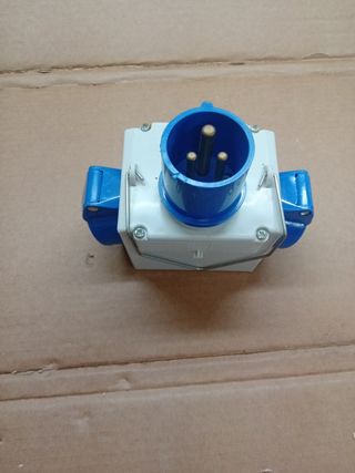 Adattatore 220